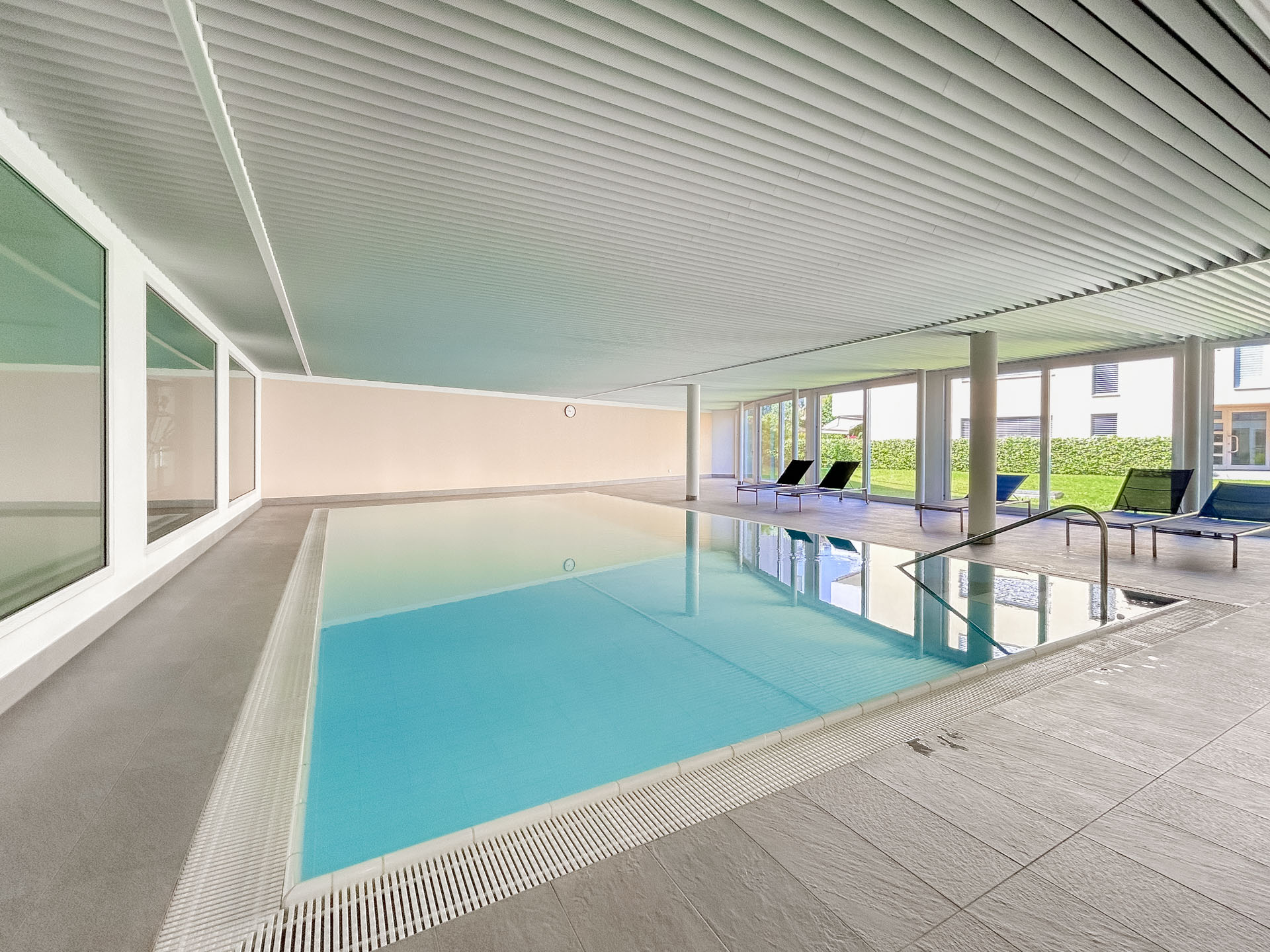 Apartment for sale in Mendrisio in residence with swimming pool